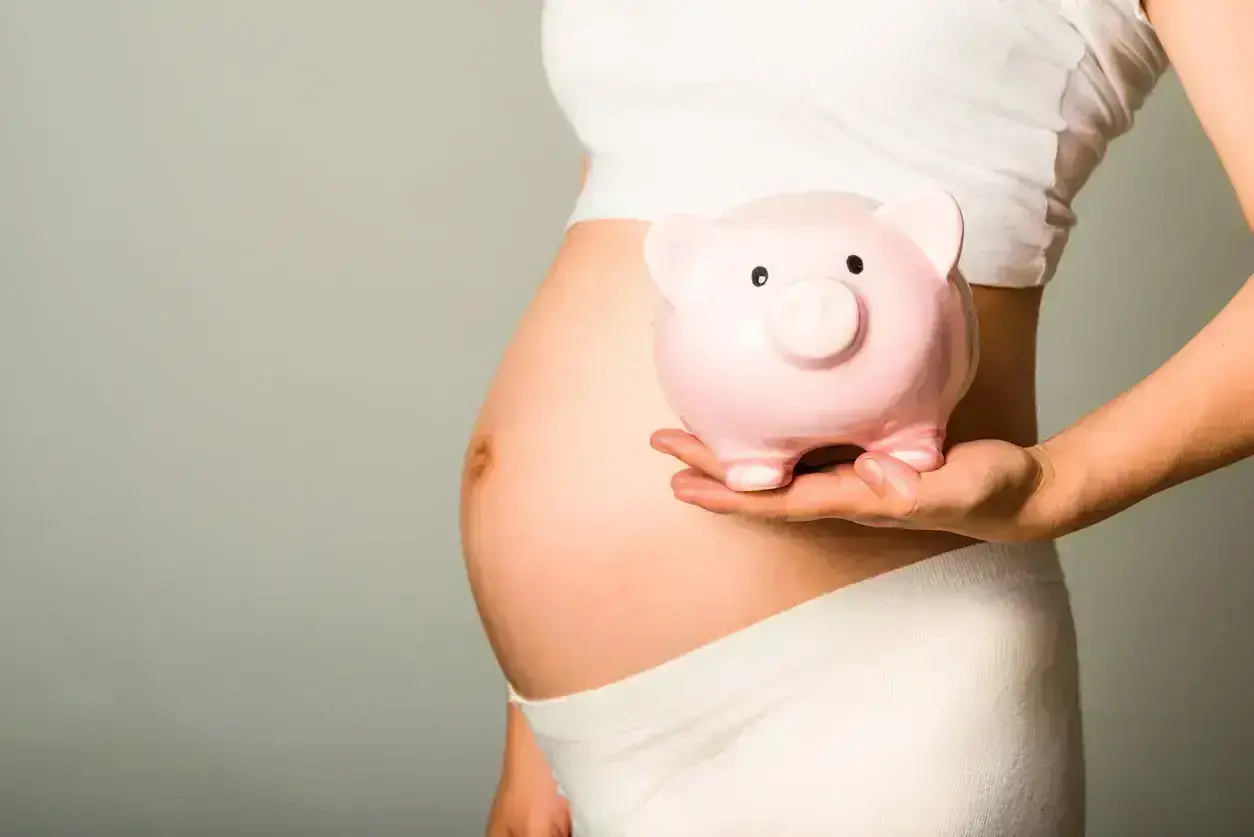 Surrogate Pay & Benefits: The Ultimate Guide to Surrogate Compensation